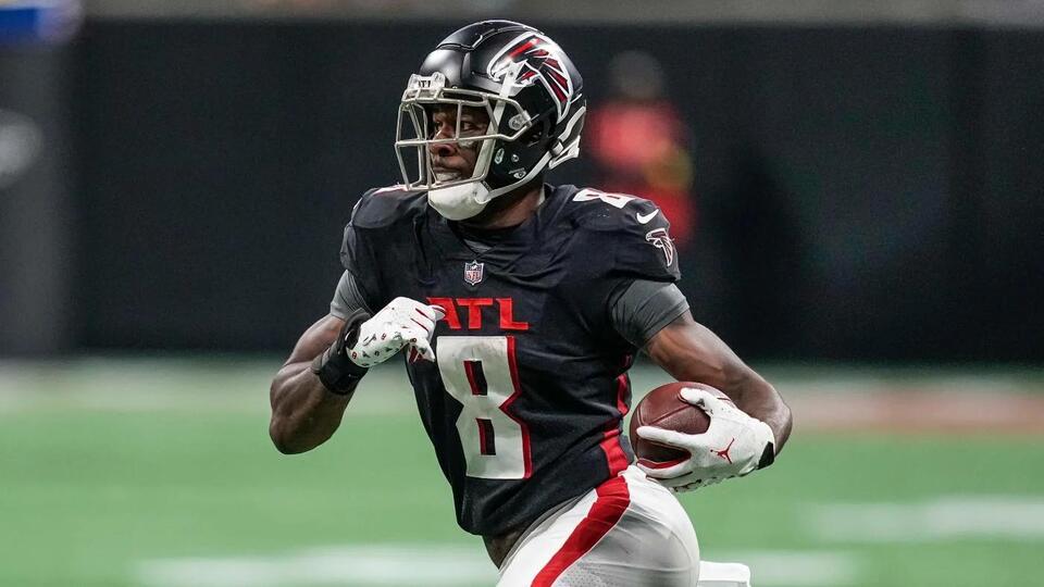 2024 Week 4 NFL score predictions, odds, picks today: Expert generates ...