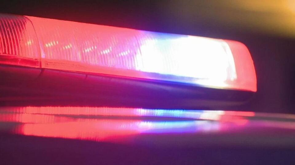 Sparks driver arrested for DUI after car crashes into apartment ...