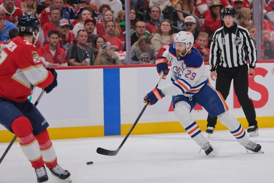 NHL Insider Exposes Alarming Connor McDavid, Leon Draisaitl Stat That’s Pulverizing Oilers ...