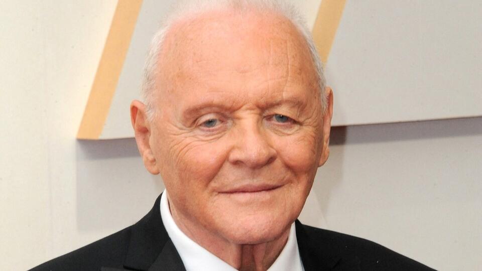 Anthony Hopkins Opens Up About Estrangement From His Only Child ...