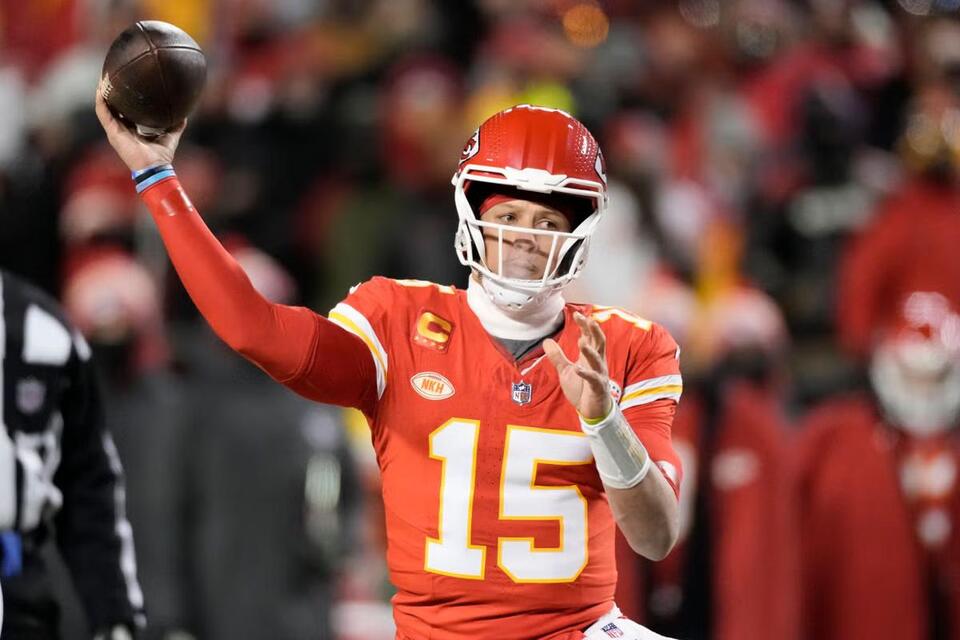 Kansas City Chiefs advance past the Miami Dolphins in freezing ...