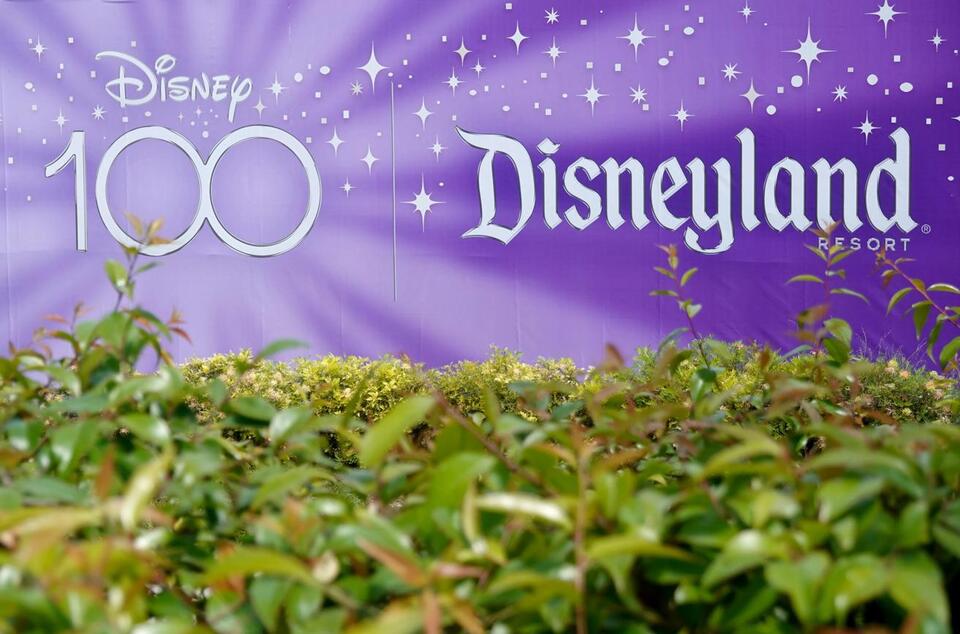 Fired Disneyland worker alleges discrimination over cell phone policy ...