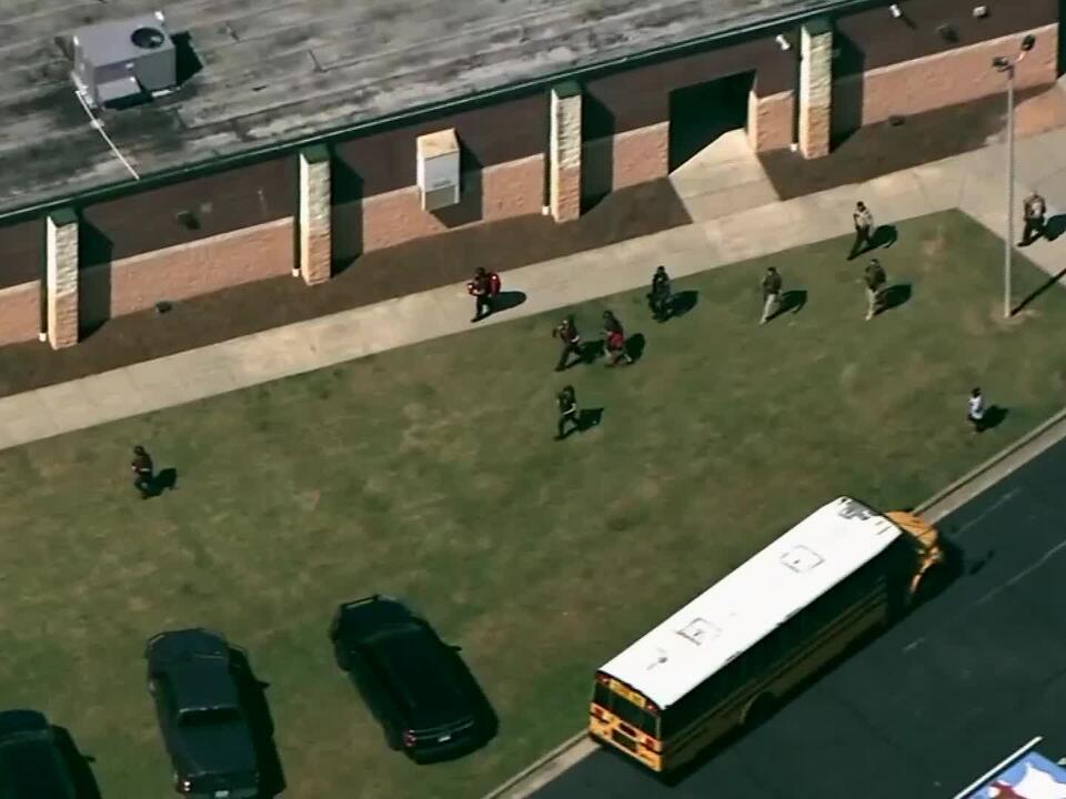 4 killed, 9 injured in shooting at Georgia high school