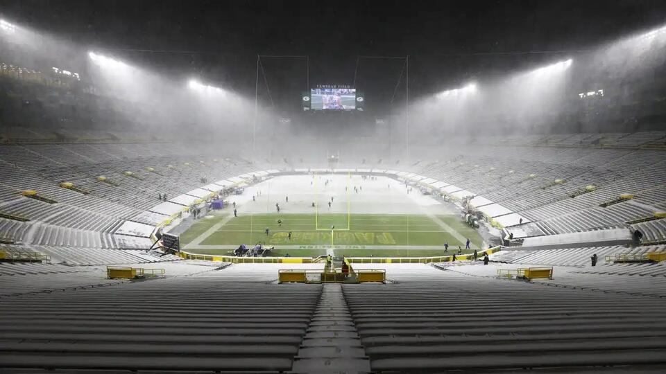 Packers Freezing Lambeau Field Conditions Cause Saints to Take Drastic ...