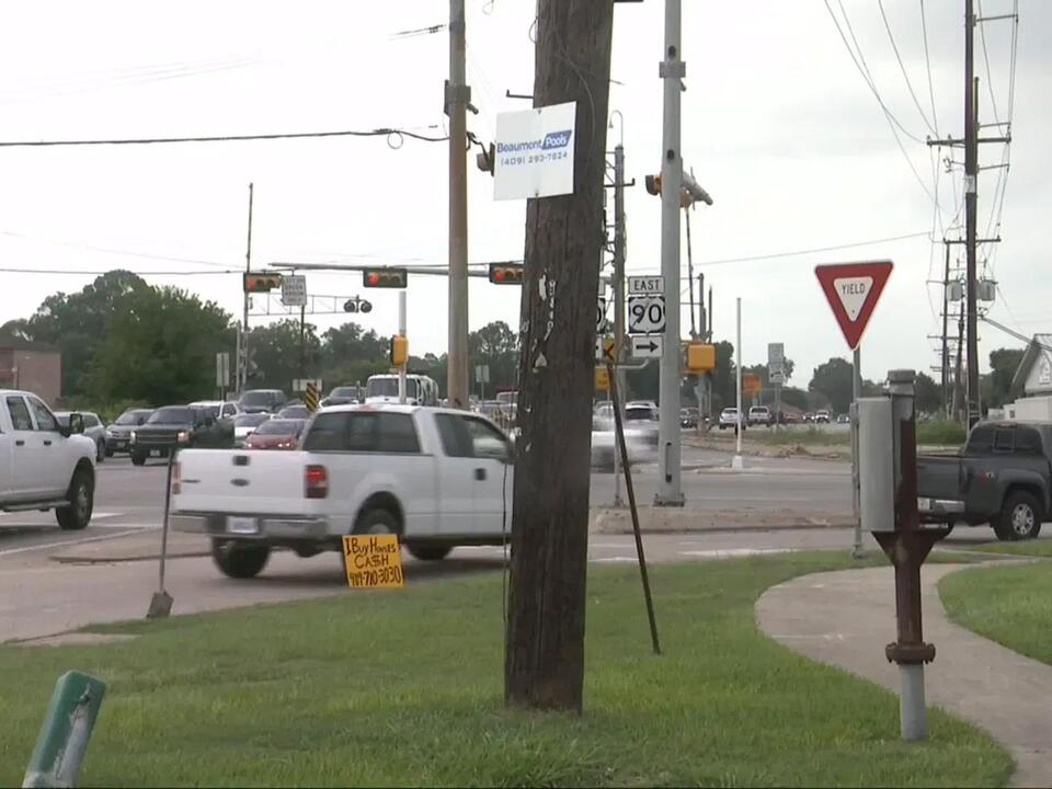 Beaumont to enforce new rules on bandit signs as part of city ...