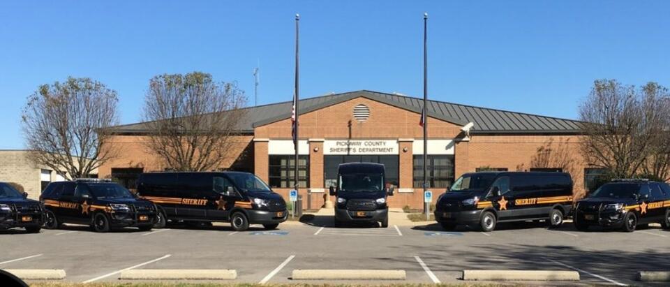 Pickaway County Sheriff Opens Jail Lobby as Warming Area Amid Frigid ...