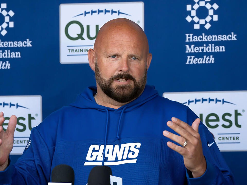 Brian Daboll Shows Off Weight Loss Transformation at Giants 100 Event