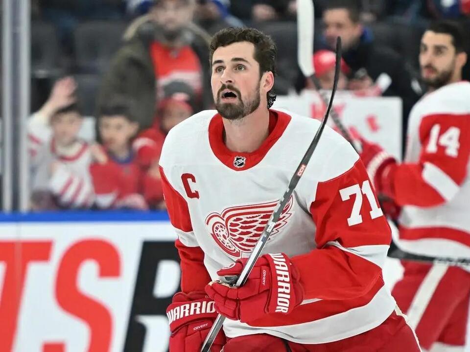 Red Wings captain Dylan Larkin out two weeks