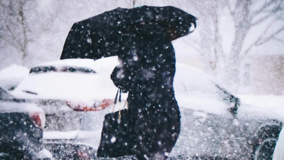 Winter storm warnings issued in 10 states as heavy snow and strong ...