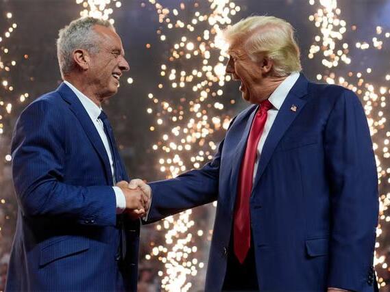 RFK Jr. endorses Trump at Arizona rally to dismay of Kennedy family ...