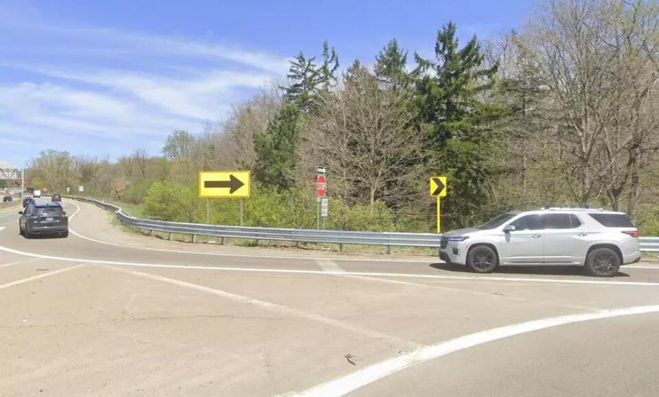 This Tricky Michigan Freeway On-Ramp Has a Stop Sign You Can’t Ignore ...