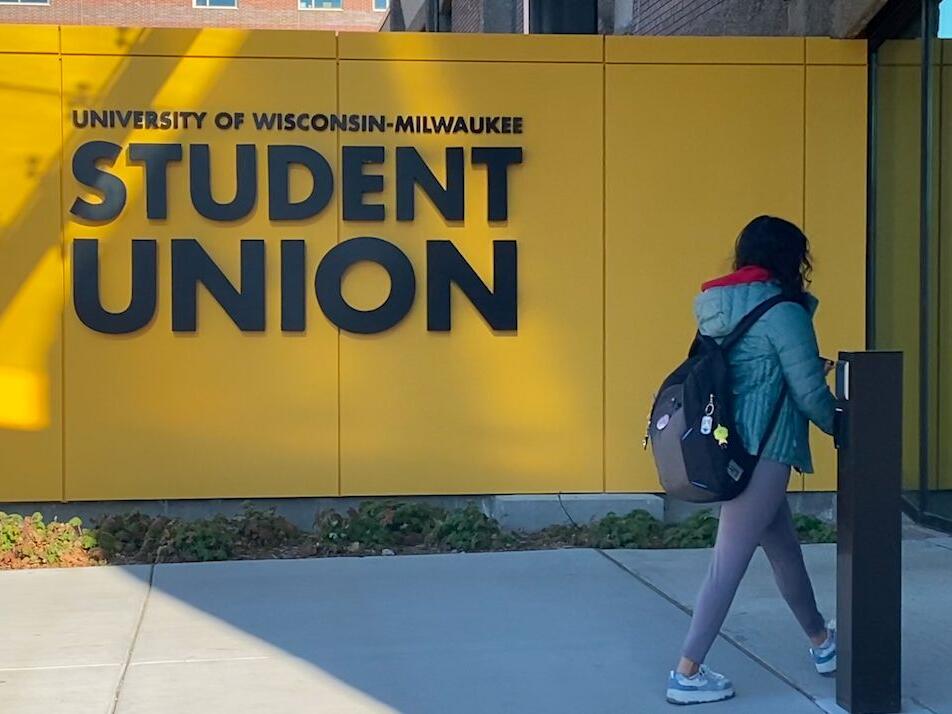 UWM Police arrest and cite 7 protesters for disorderly conduct