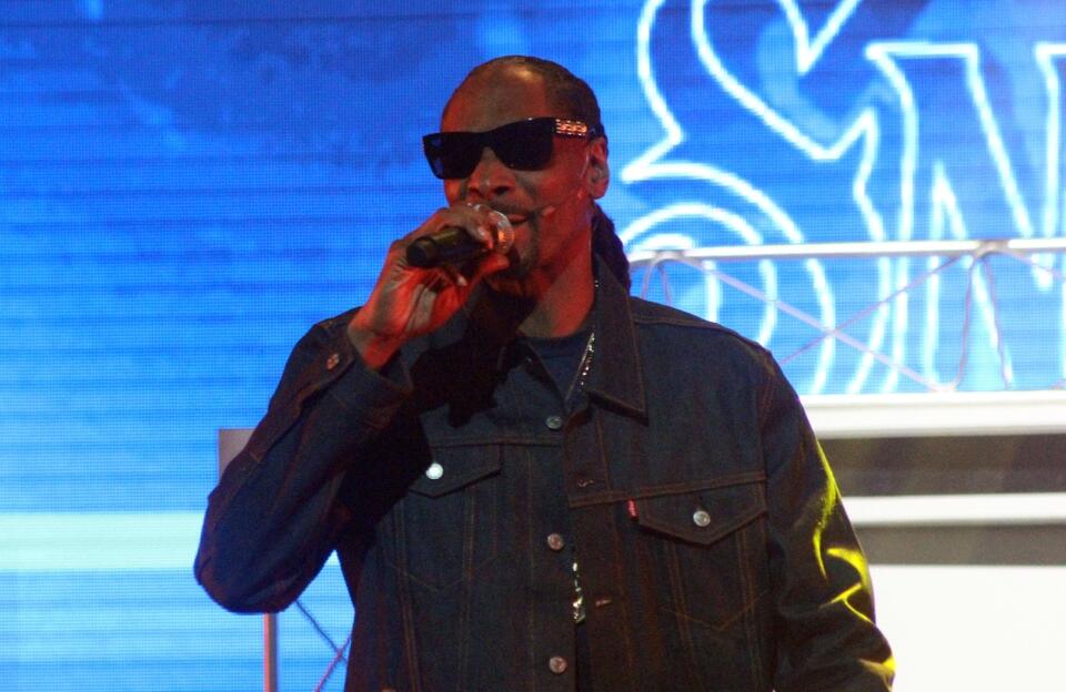 Snoop Dogg and Nelly set to perform at Trump’s inauguration - NewsBreak