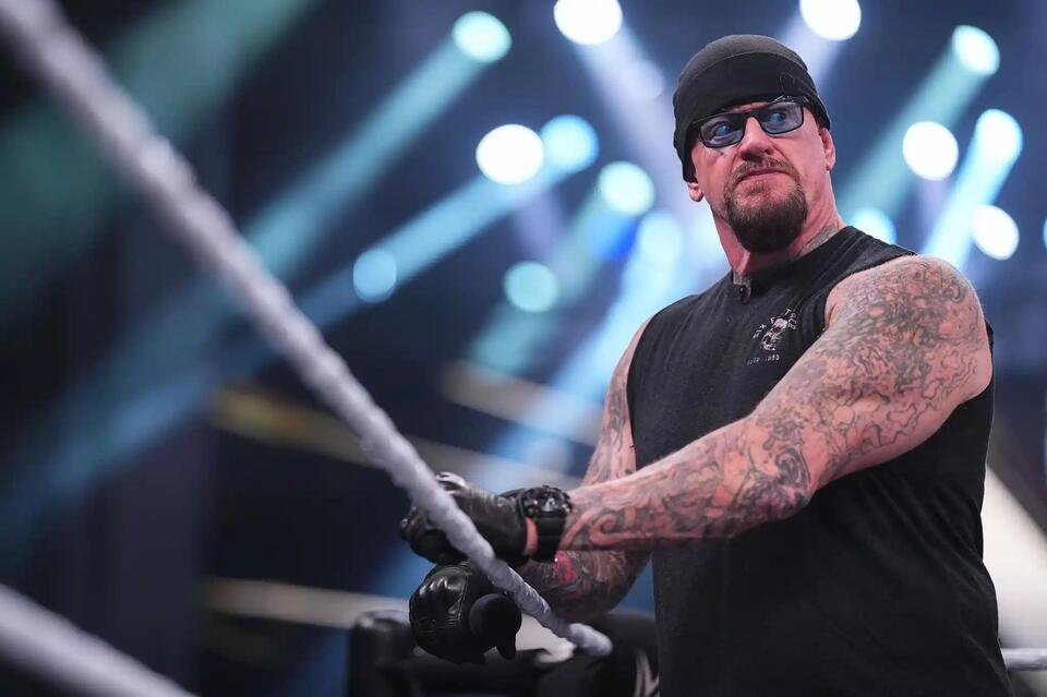 The Undertaker Reveals The Current ‘OG’ Of The WWE Locker Room - NewsBreak