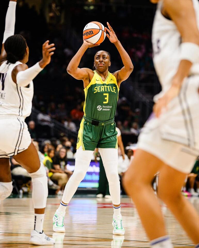 Can the Seattle Storm settle the WNBA’s final eight with a playoff ...