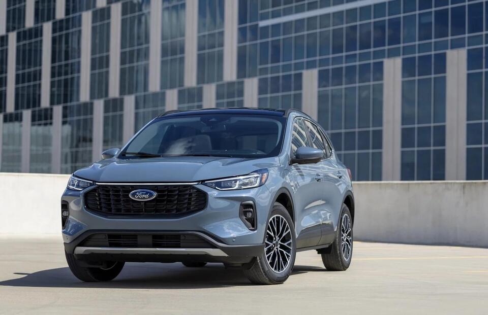 2026 Ford Escape Adds Extra Charge To Vapor Blue Metallic - NewsBreak