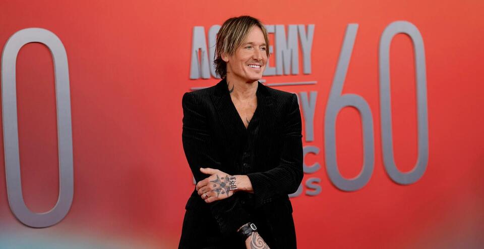 Keith Urban’s 26-Year-Old Opener Calls Relationship Rumors Involving ...