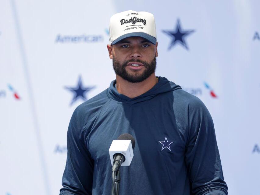 Dak Prescott signs mega Dallas Cowboys contract just hours before ...
