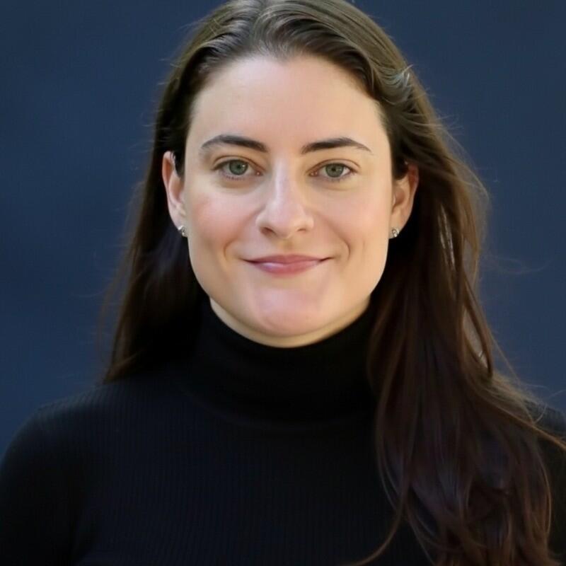 Bloomberg reporter Epstein departs - NewsBreak