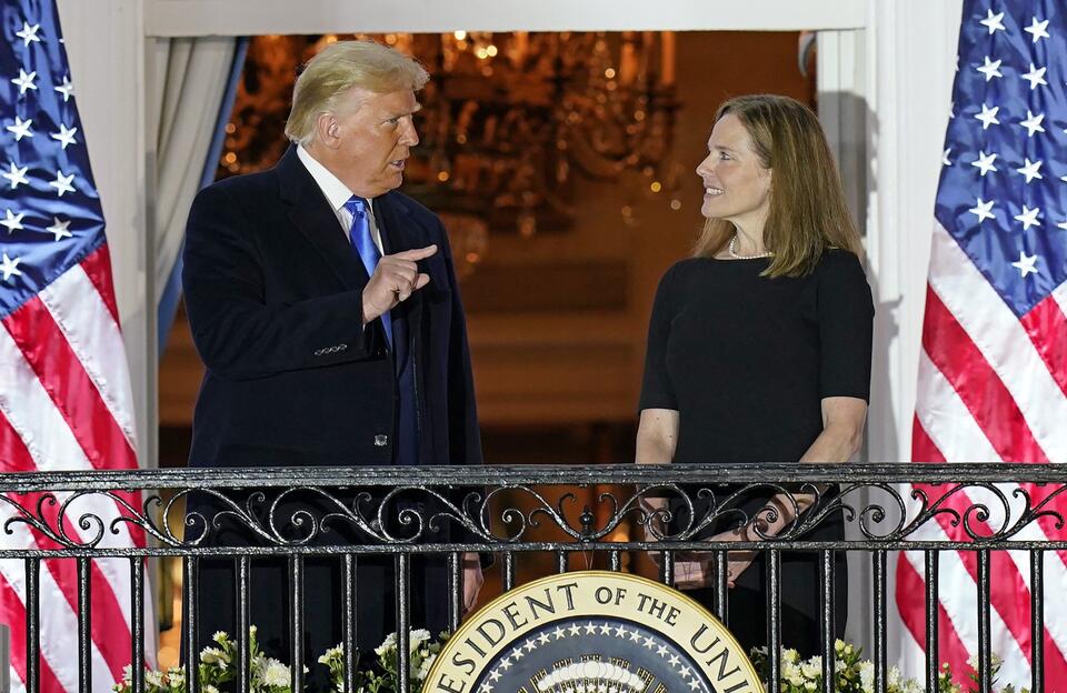 Supreme Court Justice reacts to claims SCOTUS is protecting Trump ...