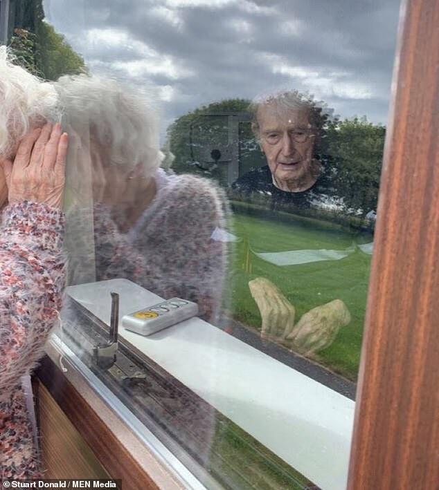 Frail elderly mother is left screaming in pain as she waited TEN hours ...