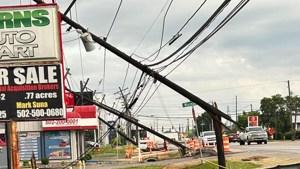 Storms cause damage and outages along Preston Highway, snaps electric ...