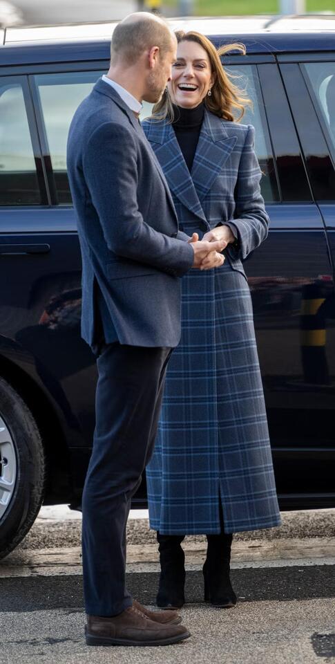 Princess Kate Braces the Cold in a Statement Coat and Princess Diana’s ...