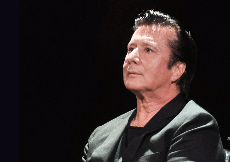 Steve Perry Reveals The Real Reason He Left Journey - NewsBreak