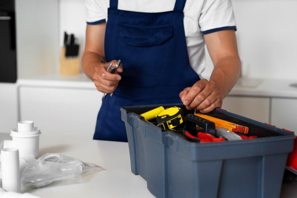 Handyman Price List: Understanding Handyman Costs in 2025 - NewsBreak