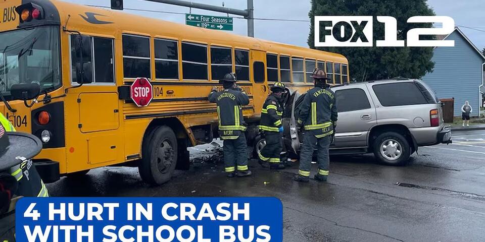 4 hurt after driver runs red light, crashes into school bus in ...