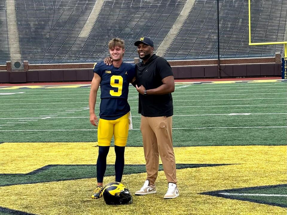 Michigan recruiting: Quarterback commits shine in Week 1 wins