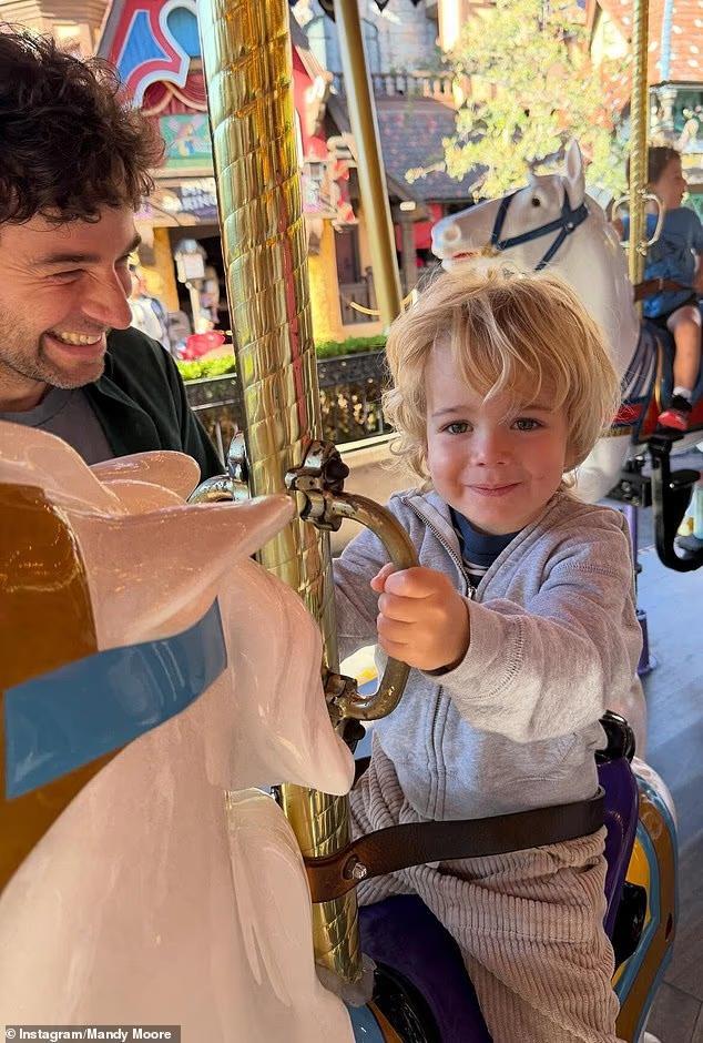 Mandy Moore shares rare family photo celebrating son's 3rd birthday at ...