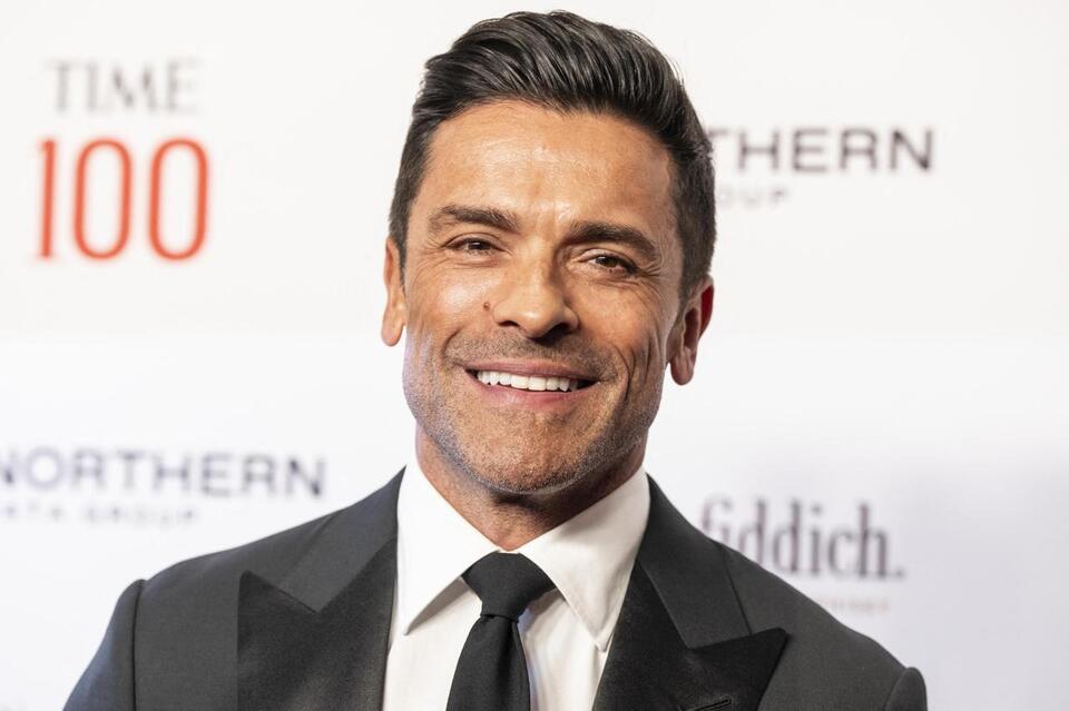 Mark Consuelos leaves audience ‘horrified’ after asking hilarious ...