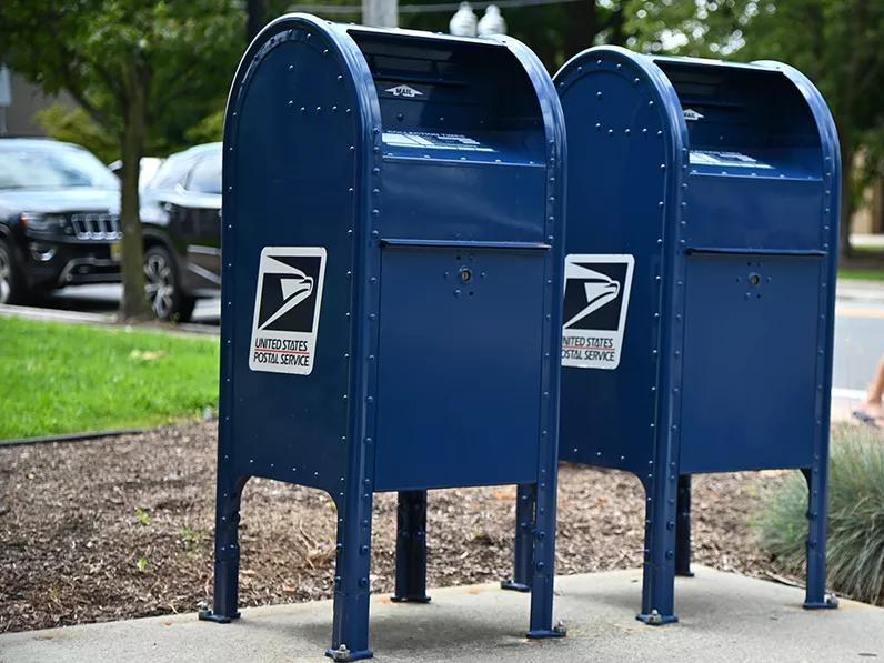USPS Warns Not To Use Their Blue Mailboxes