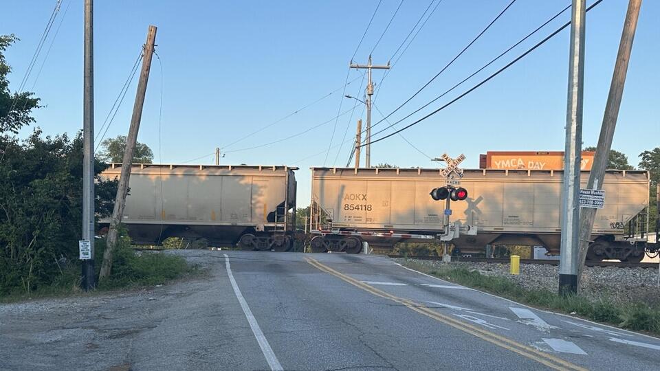 Rail overpass could eliminate delays at Hixson crossing - NewsBreak