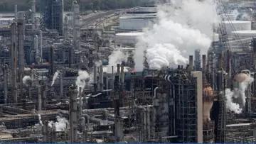 Shell Norco fire burns for hours, sparks concerns but no injuries ...