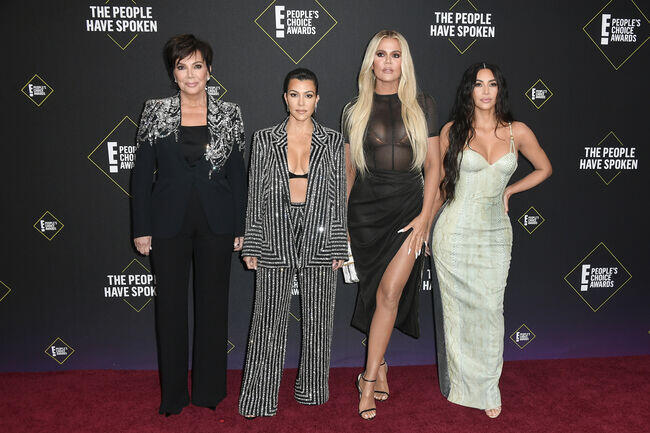 Kardashian Sisters Dress Up As Kris Jenner To Celebrate Momager's ...