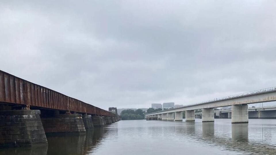 Amtrak, VRE scale back service to make way for Potomac River bridge ...