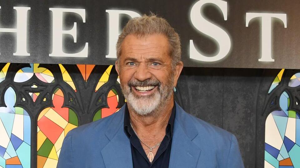 Mel Gibson Hails ’Daddy’ Trump Taking ‘His Belt Off’ in Cali Visit ...