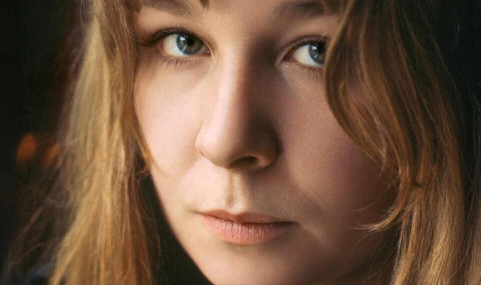After falling down the stairs, Sandy Denny suffered an undiagnosed ...