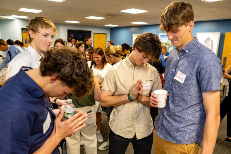 Students address worldwide problems through Community Changemaker ...