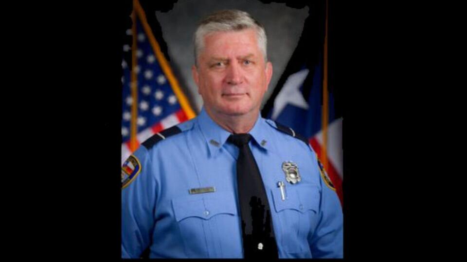 Houston firefighter/paramedic dies after medical emergency during ...