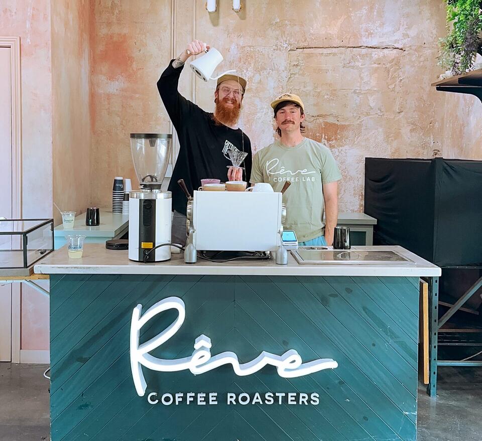 Rêve Coffee Lab brews a new pop-up in Mid City - NewsBreak