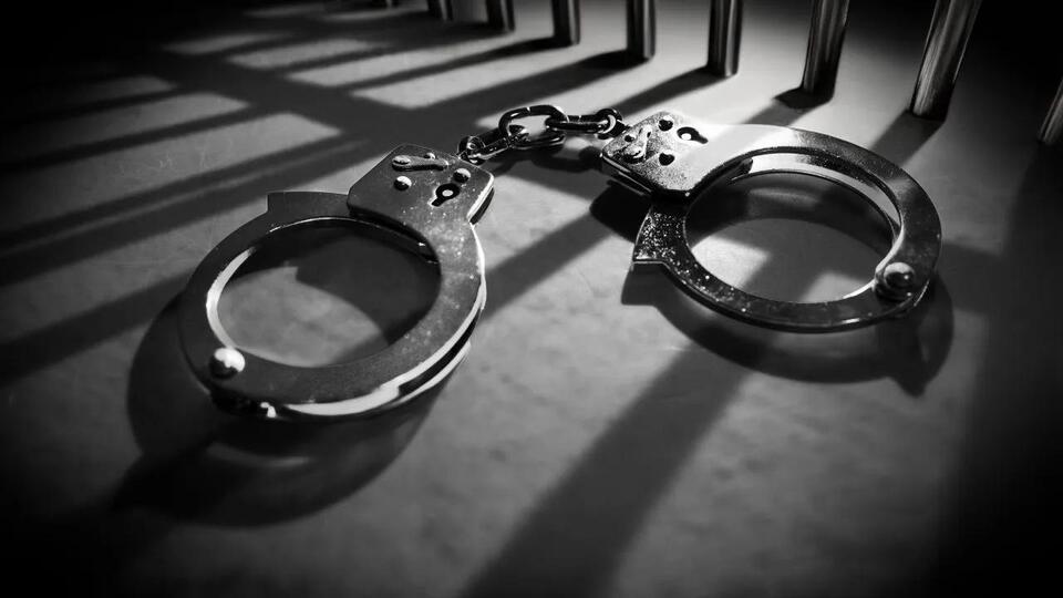 Contractor tried to resell stolen medical equipment worth $60k from new ...