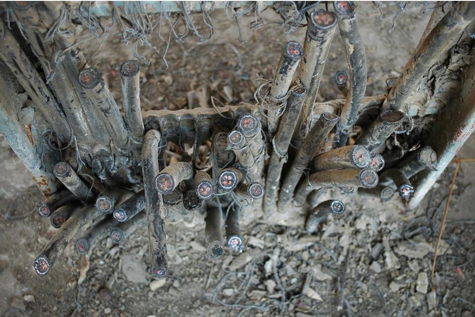 AT&T Fights Copper Thieves with New Tracking and Rewards - NewsBreak