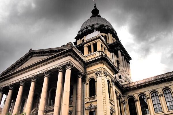 "I'M. BACK." Raina Terry to stay with Illinois for fifth year - NewsBreak