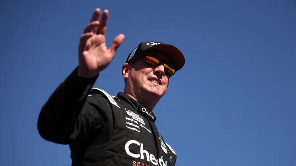 Kyle Busch's simple message for Tony Stewart ahead of Truck return ...