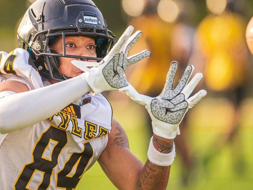 Apaches open football fall camp with 92 players