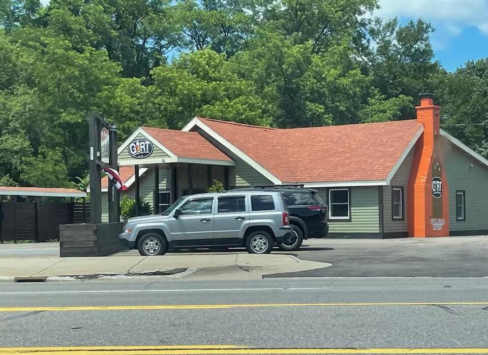 After 12 years Kalamazoo’s Beloved Gull Road Tavern Reopens - NewsBreak