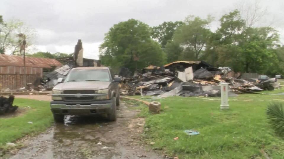 Kaplan couple escapes fire that destroyed home - NewsBreak
